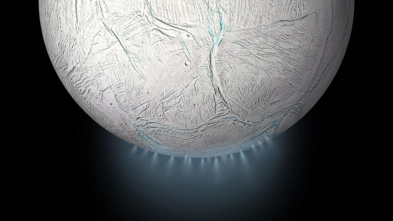 Encélado: fosfatos na lua de Saturno aumentam esperança de encontrar ...
